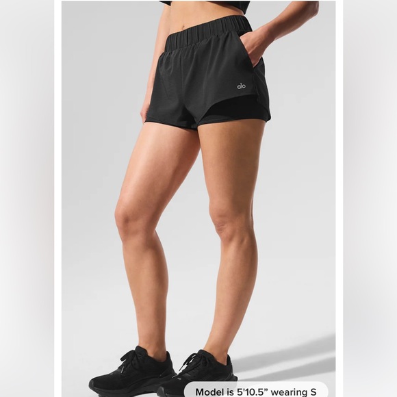 ALO Yoga | Shorts | Alo Yoga Sport Star Short Lightweight Flowy ...